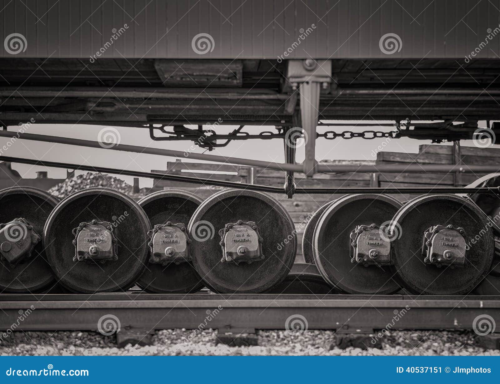 Railroad axles editorial photo. Image of depot, horizontal - 40537151