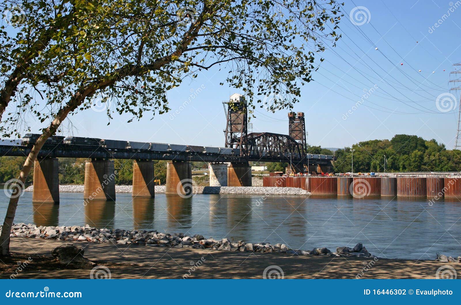 Railroad Bridge & Train Stock Photo - Image of road, ship: 16446302