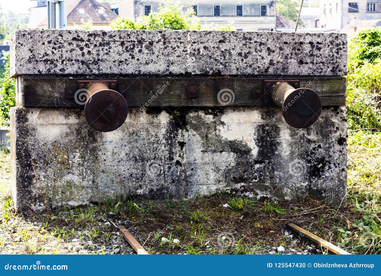 Railroad bumper stops stock photo. Image of railway - 125547430