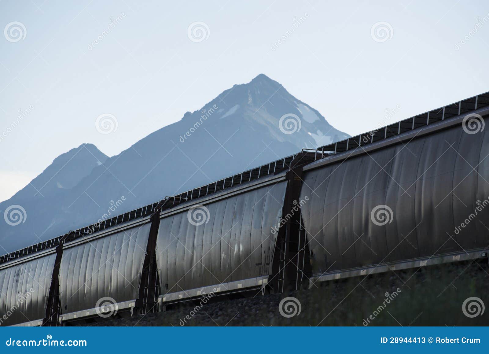 Railroad hopper cars stock image. Image of train, alberta - 28944413