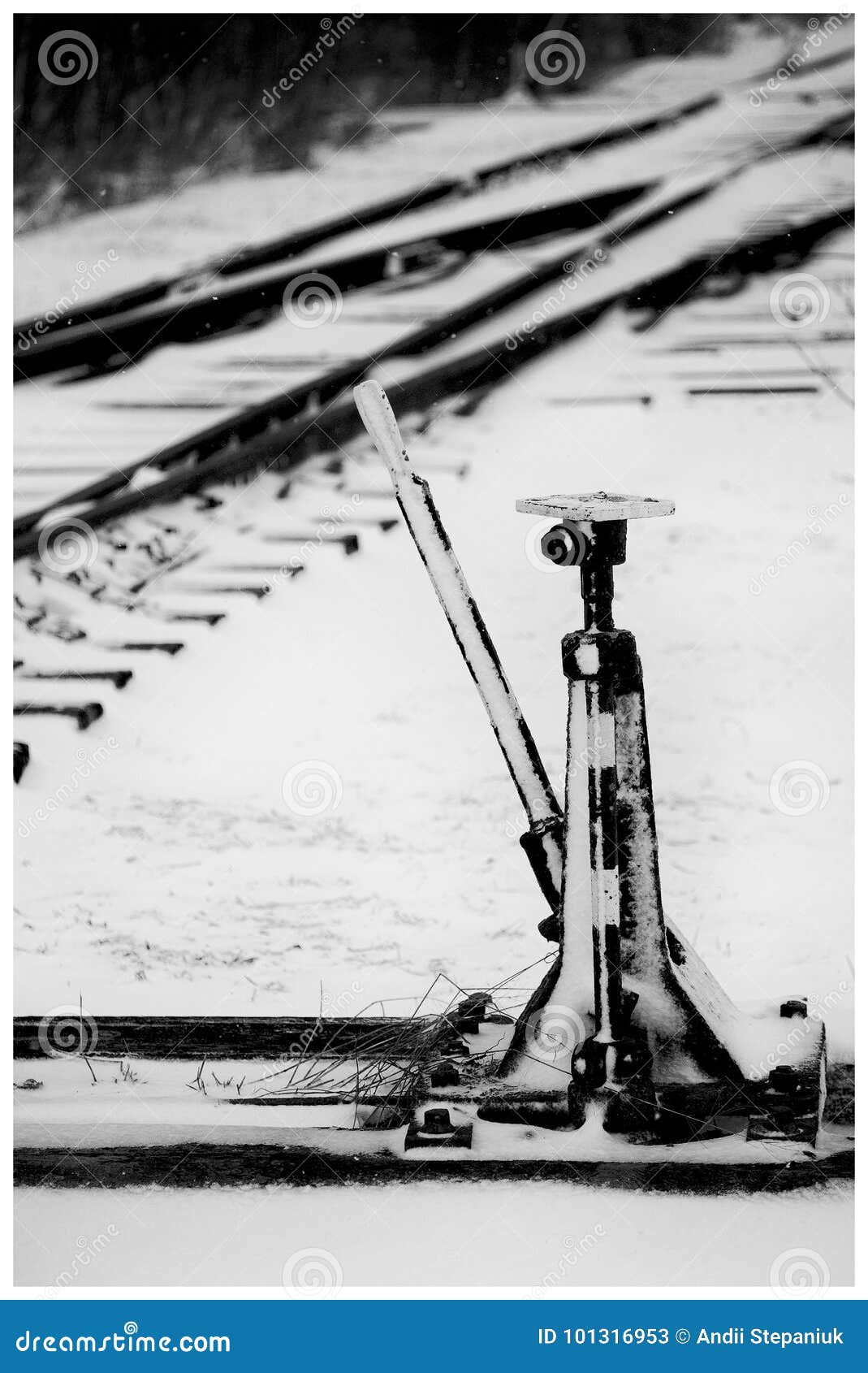 Railroad switch in winter stock image. Image of equipment - 101316953
