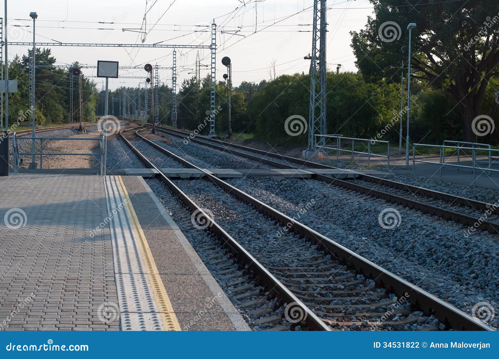 Railroad tracks stock photo. Image of horizon, railway - 34531822
