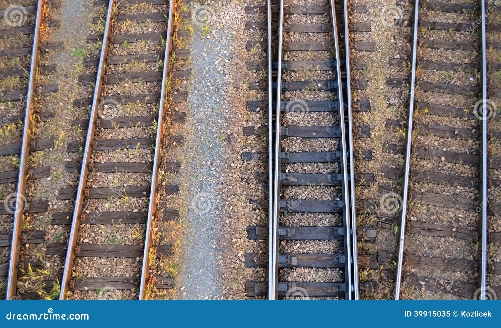 Railroad tracks overview stock image. Image of straight - 39915035
