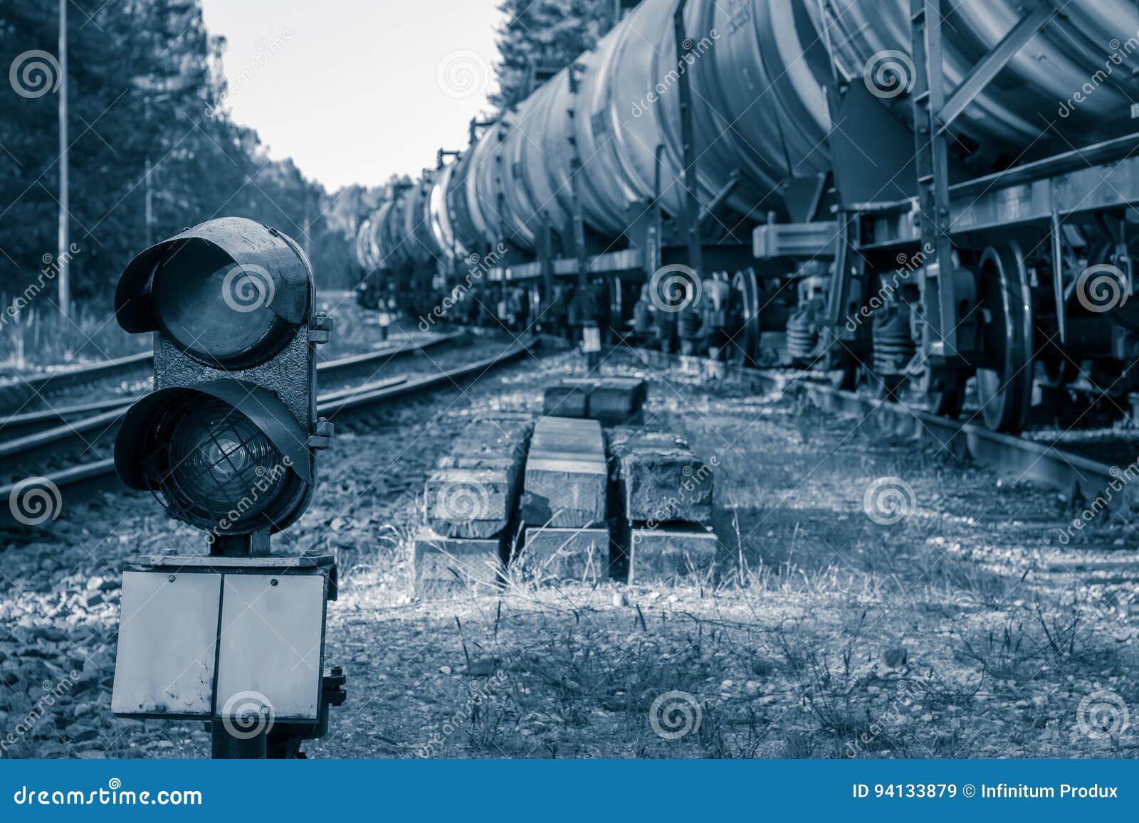 Railroad traffic light stock image. Image of energy, railroad - 94133879