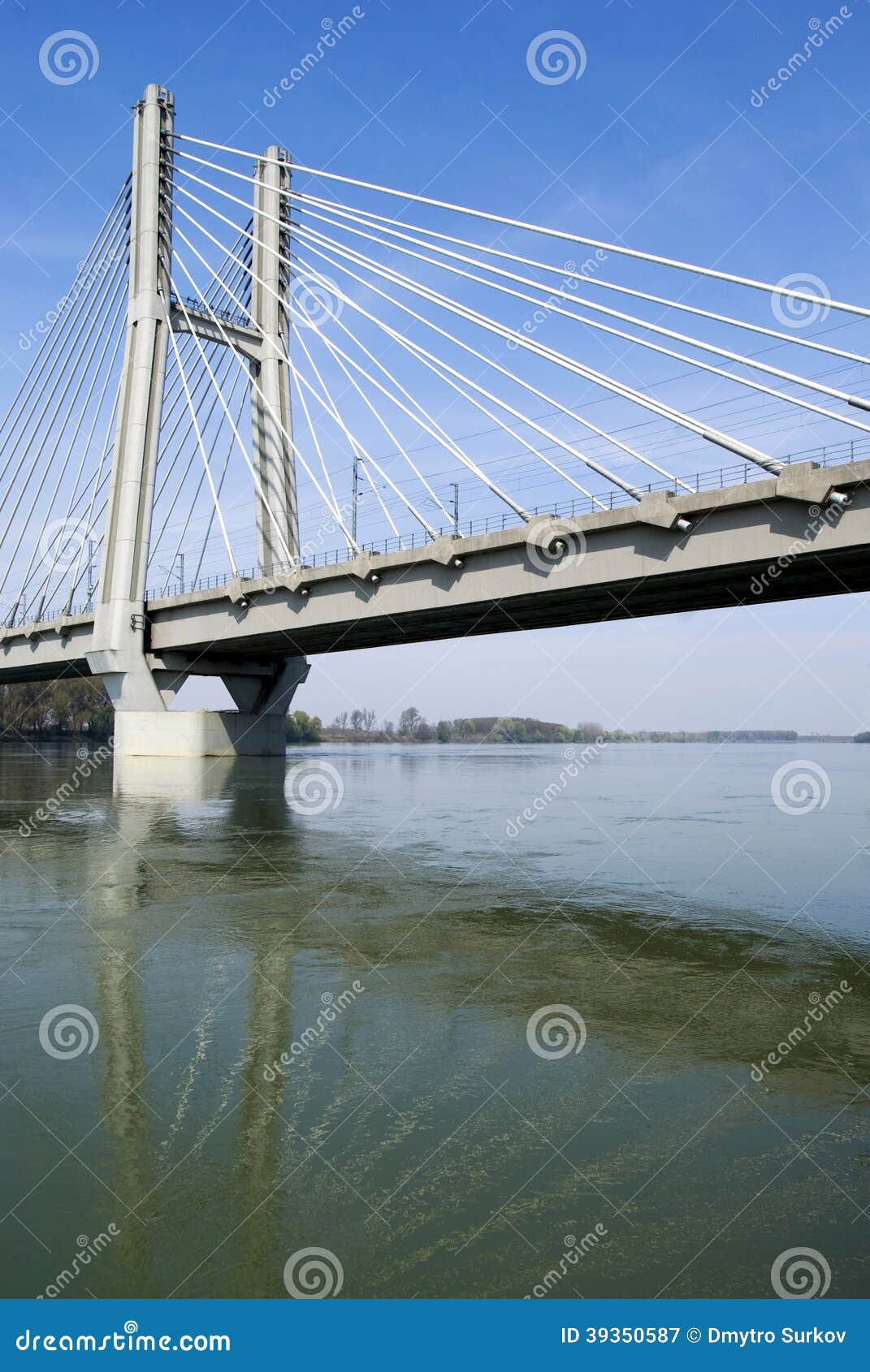 Railway bridge stock image. Image of columns, panoramic - 39350587
