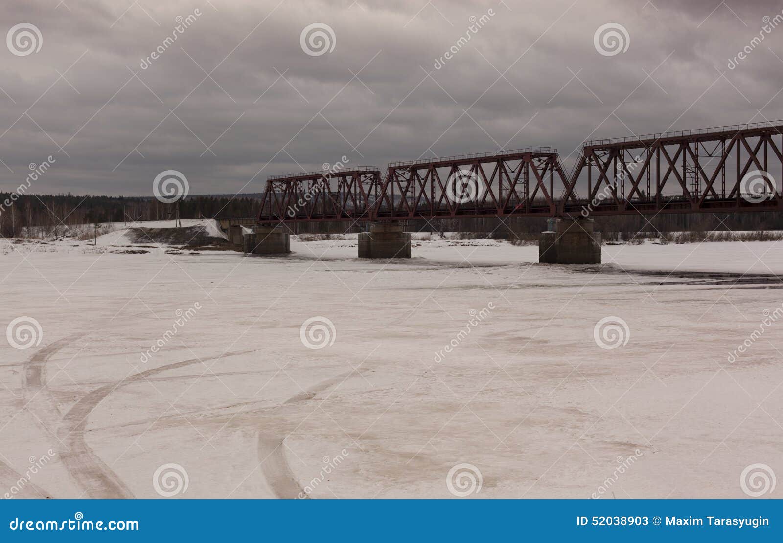 Railway bridge stock image. Image of engineering, sibirsk - 52038903