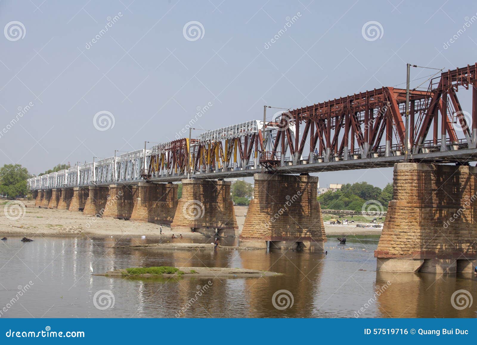Railway bridge stock photo. Image of pass, journey, architecture - 57519716