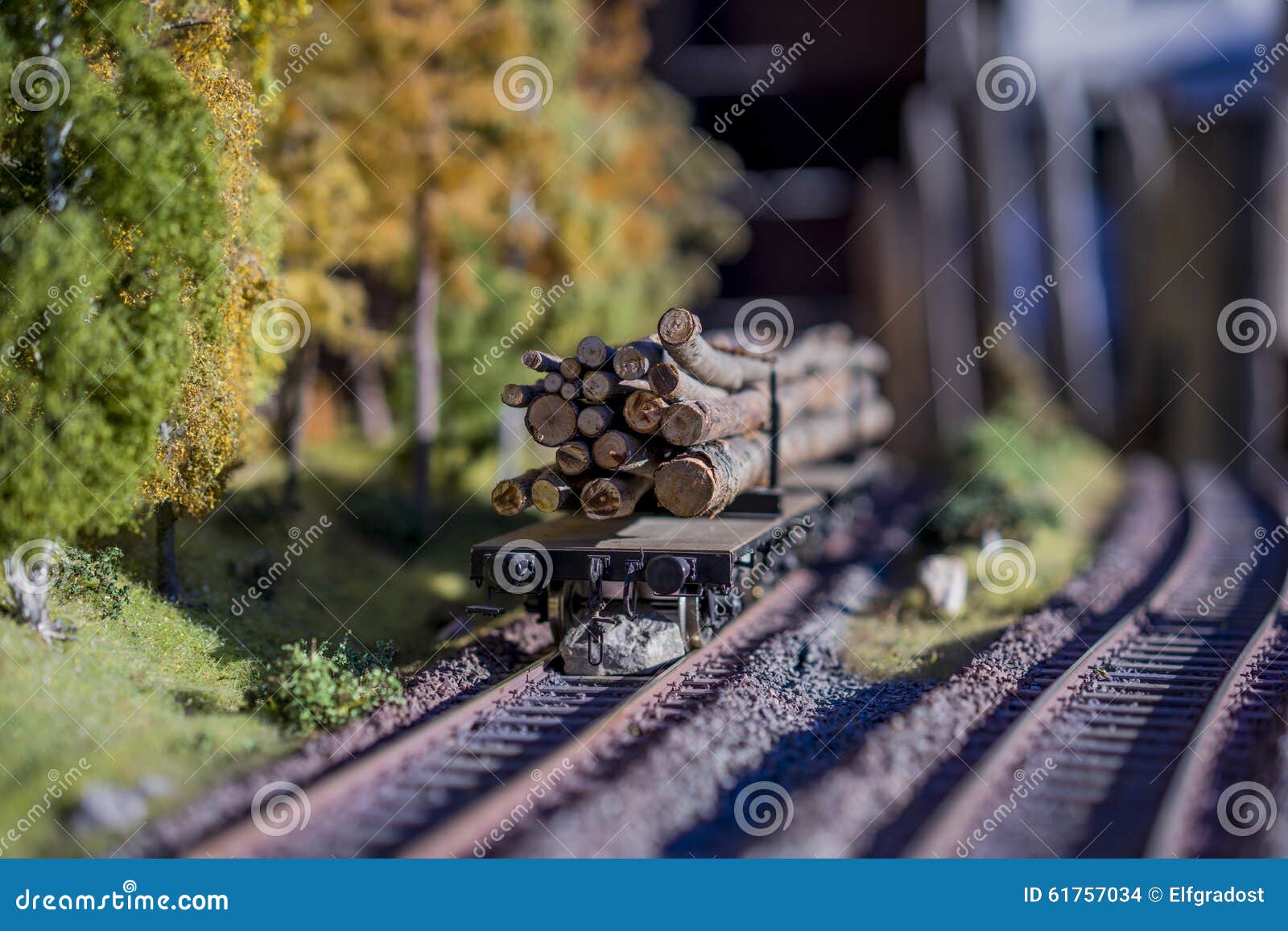 Railway Carriage Model Loaded with Tree Trunks Stock Photo - Image of ...