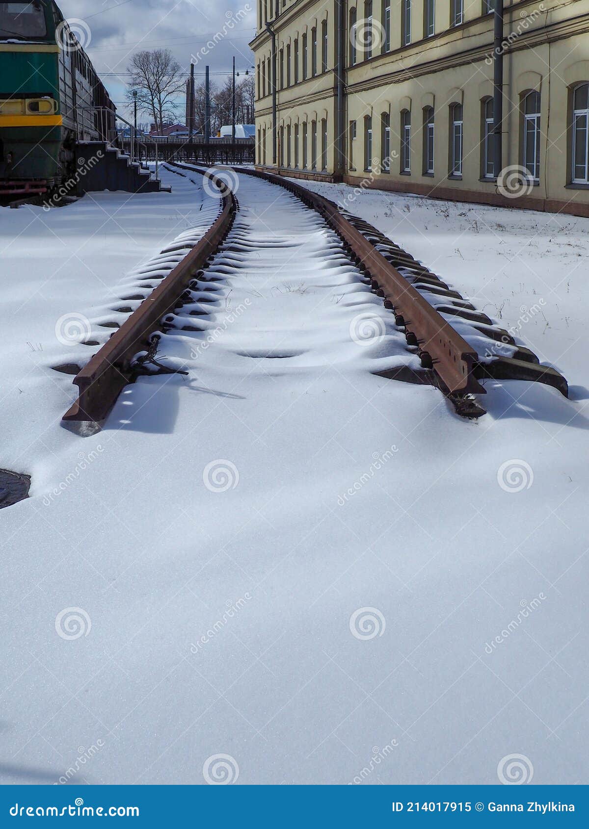 Railway Dead End on Winter Day Stock Image - Image of cold, traffic ...