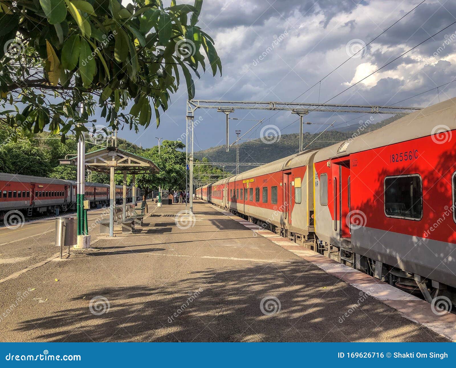 Railway Indian Train Stand on the Platform Editorial Photo - Image of ...