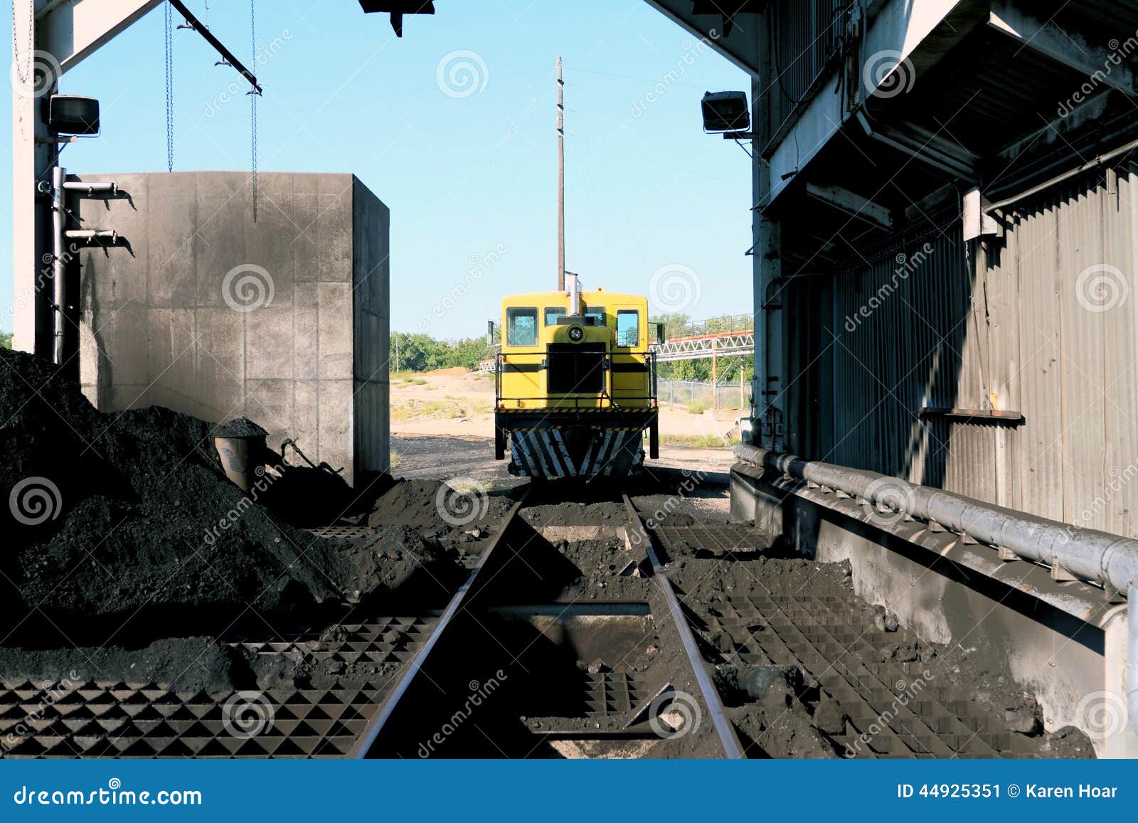 Railway Machinery at a Coal Fired Power Plant Stock Image - Image of ...