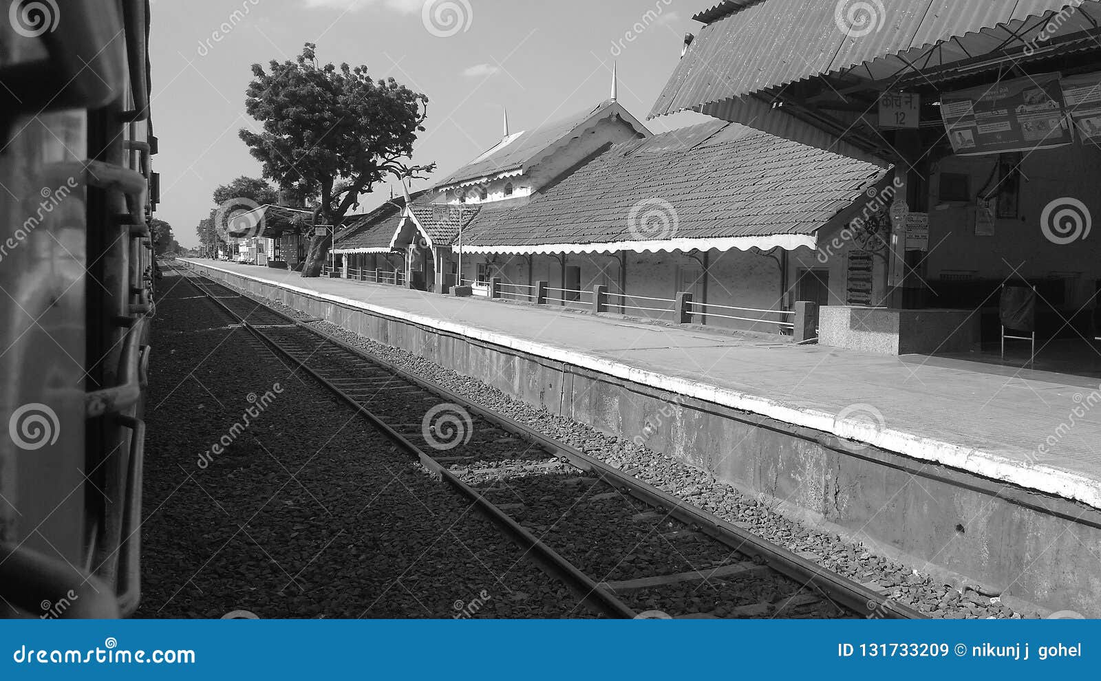 Railway station editorial stock image. Image of railway - 131733209