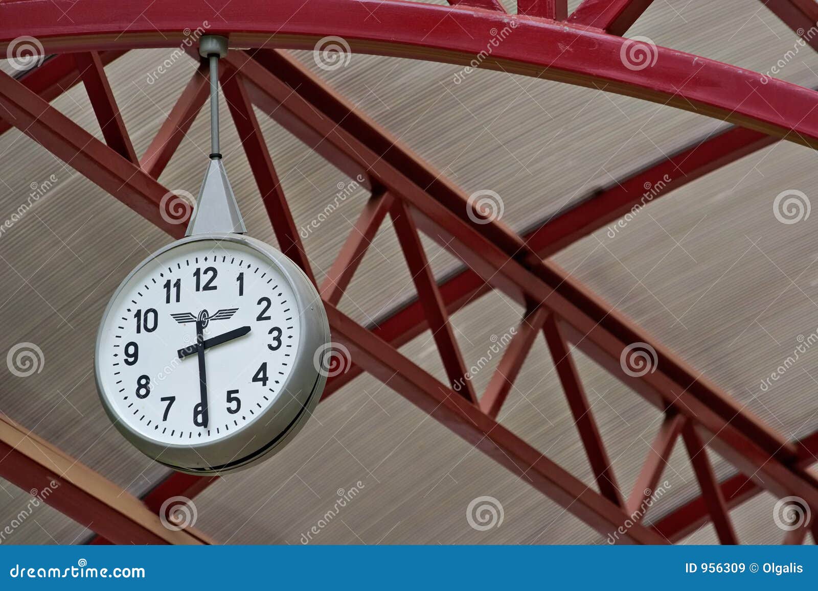 Railway station clock stock image. Image of adventure, minute - 956309