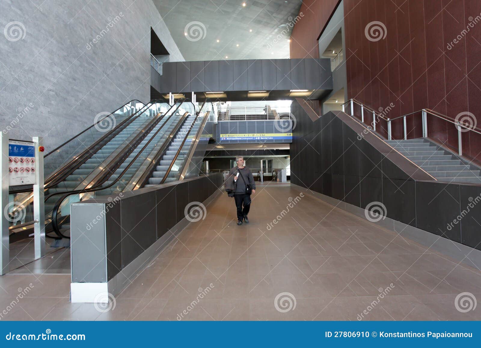 Railway Station in Rome, Italy Editorial Image - Image of rail ...