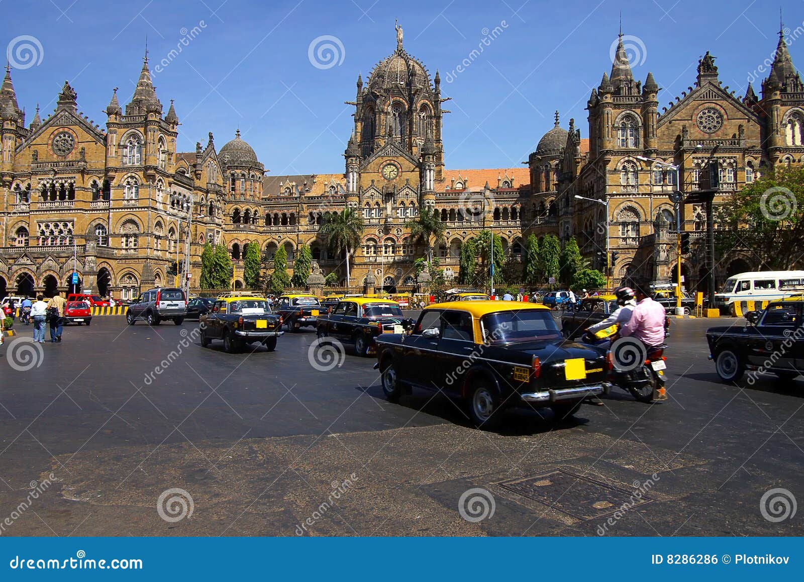 Railway Station Victory . Mumbai, India Editorial Photo - Image of ...
