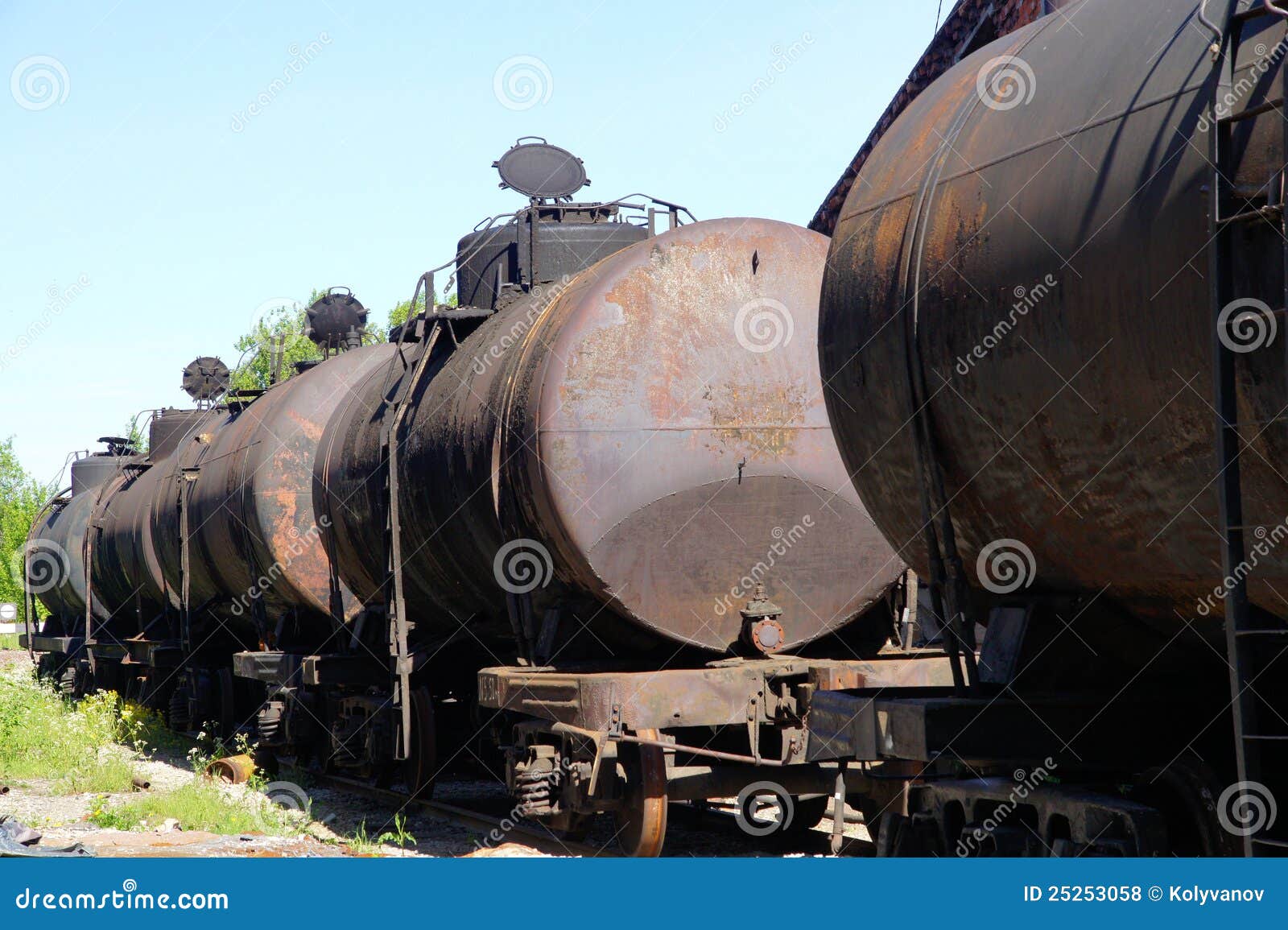 The railway tanks stock photo. Image of industry, wagon - 25253058