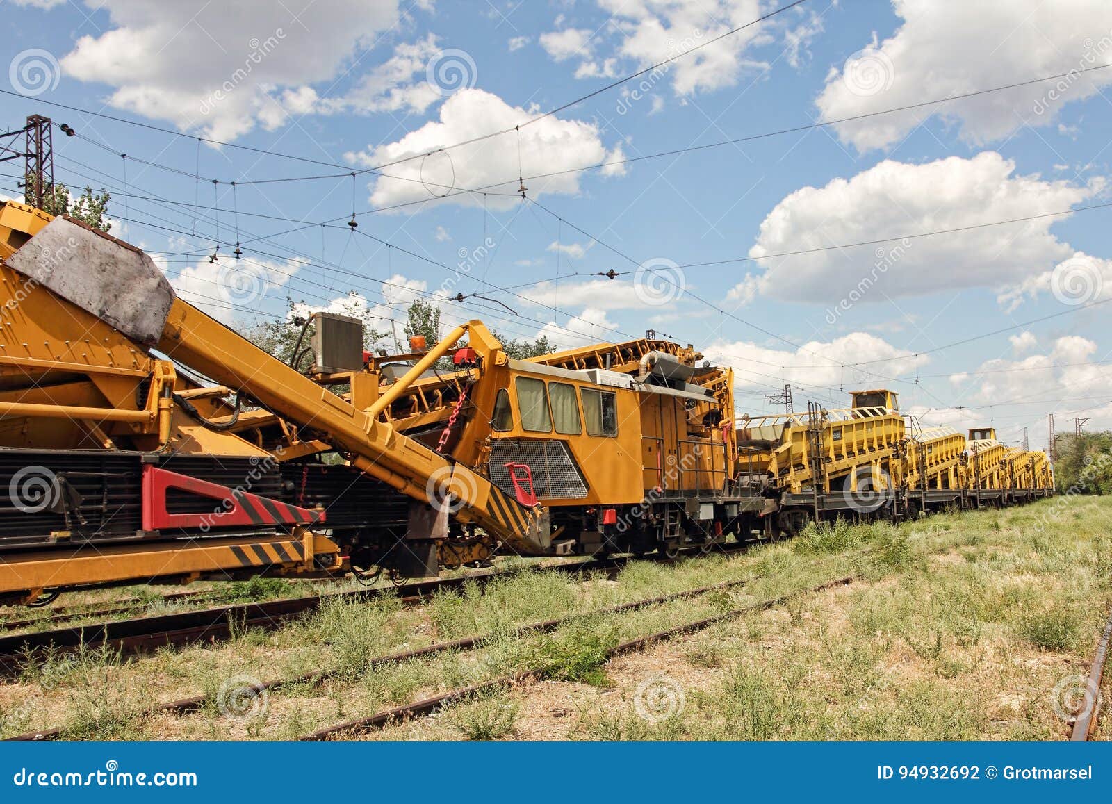 Railway Track Service Car.Crushed Stone Install Construction Mac Stock ...