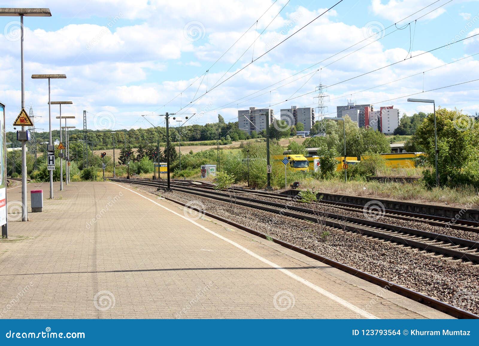 Railway Track and Station Single and Multiple Tracks Railroad Waiting ...