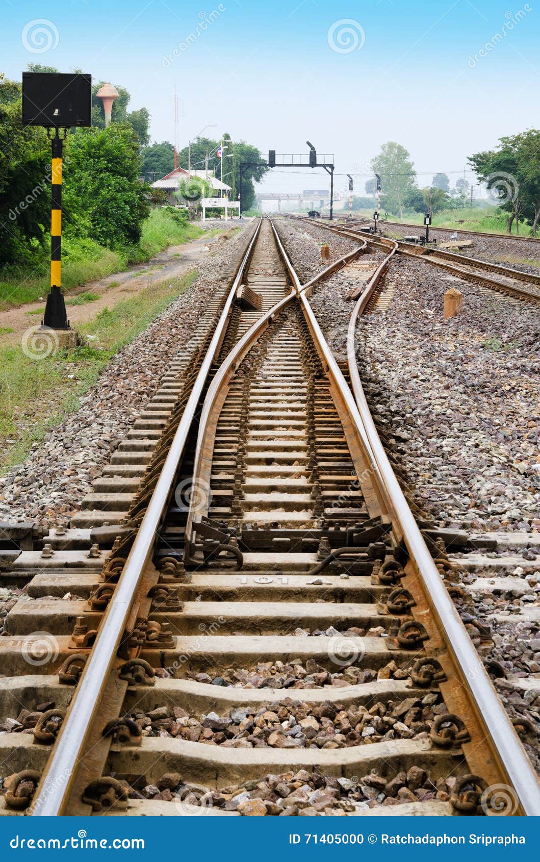 Crossover Switch Royalty-Free Stock Image | CartoonDealer.com #6627322