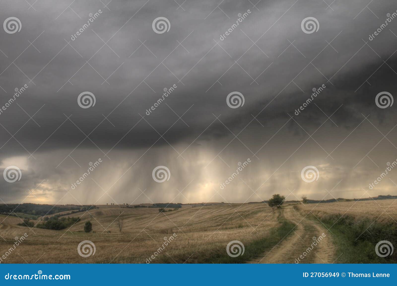 Before rain stock image. Image of horizon, meteorology - 27056949