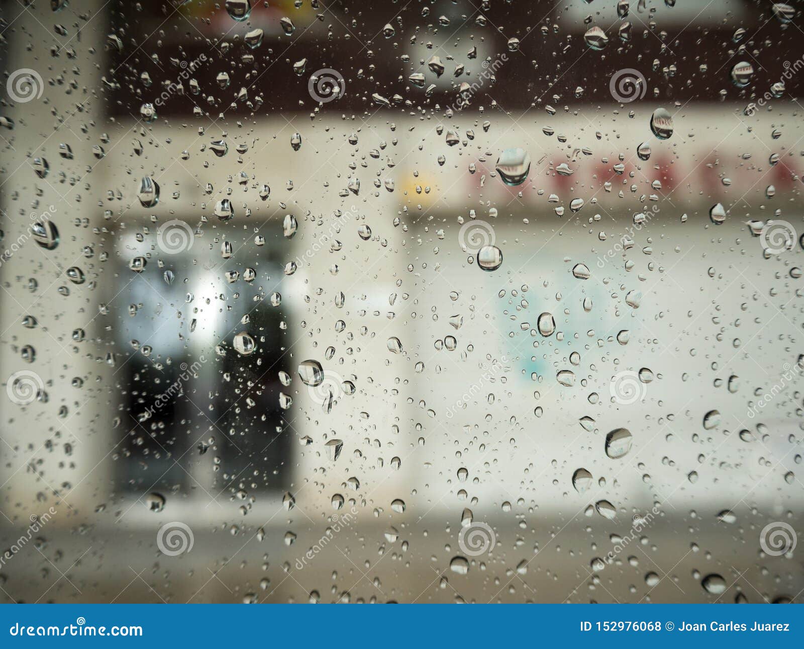 Rain drops on a car window stock photo. Image of liquid - 152976068