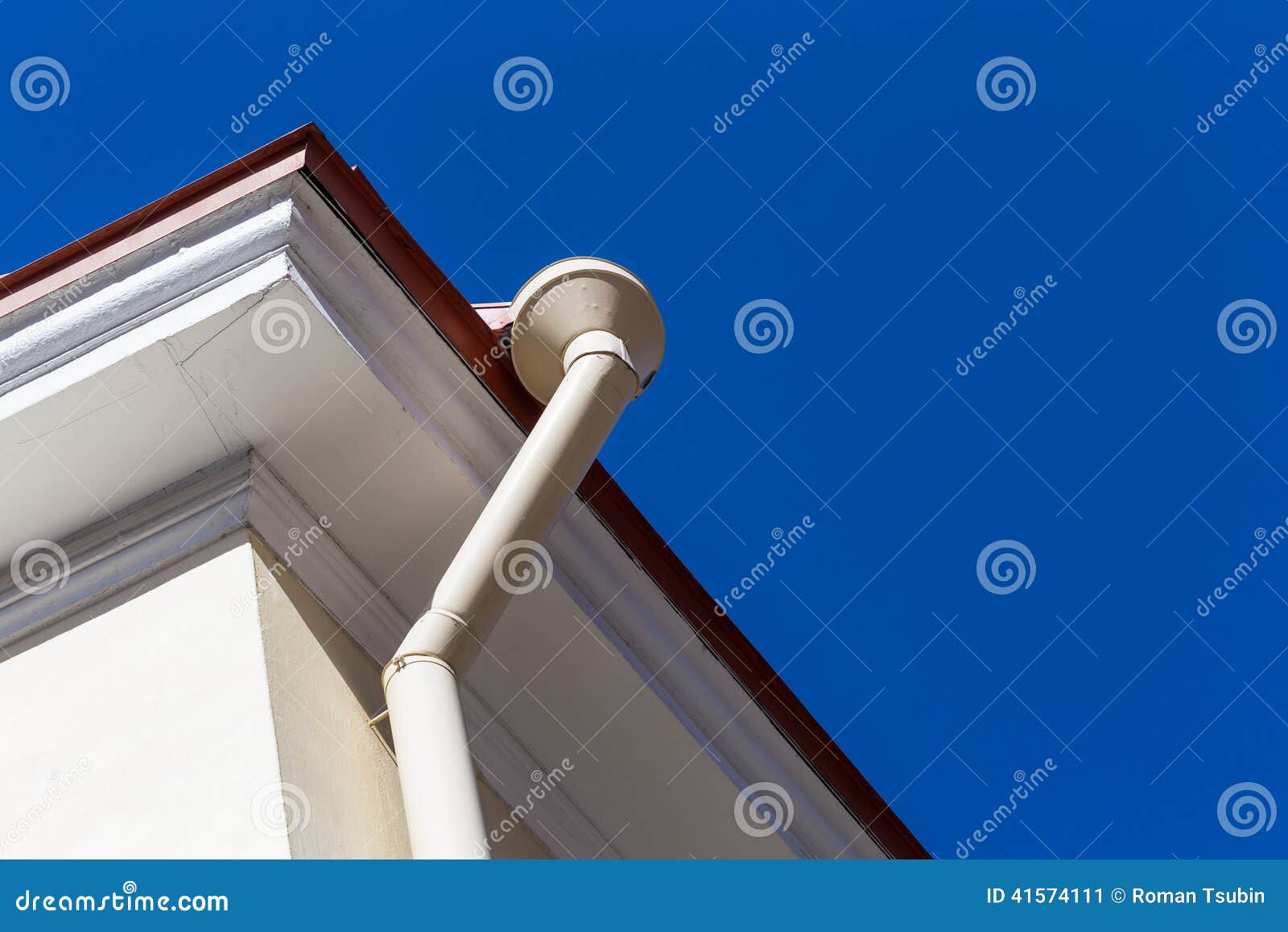 Rain gutter on house stock image. Image of blue, exterior - 41574111