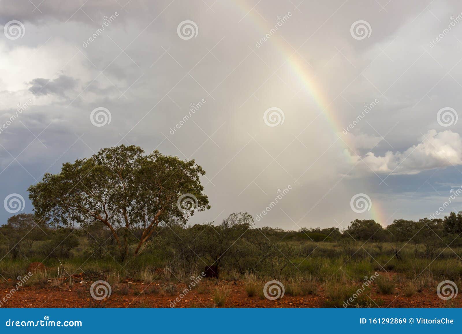Rainbow in Australian Outback. Desert in Northern Territory, Australia ...