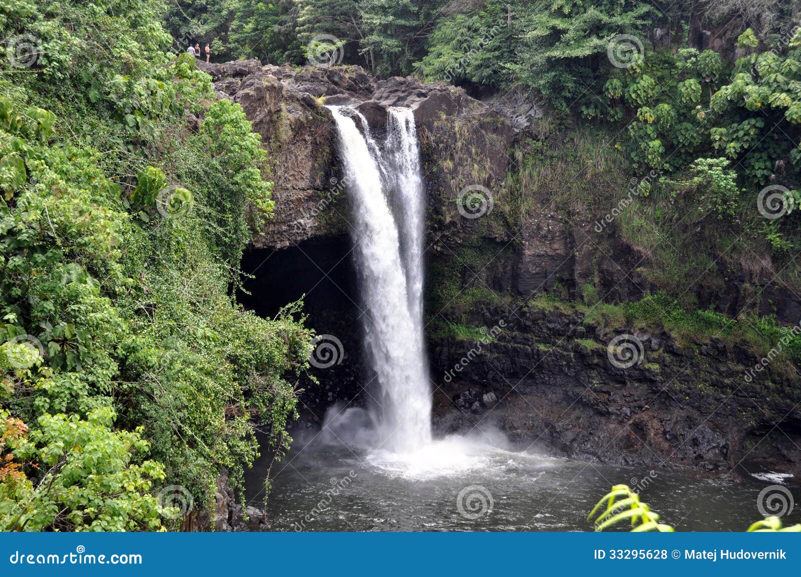 Rainbow Falls (Big Island, Hawaii) Stock Photo - Image of popular ...