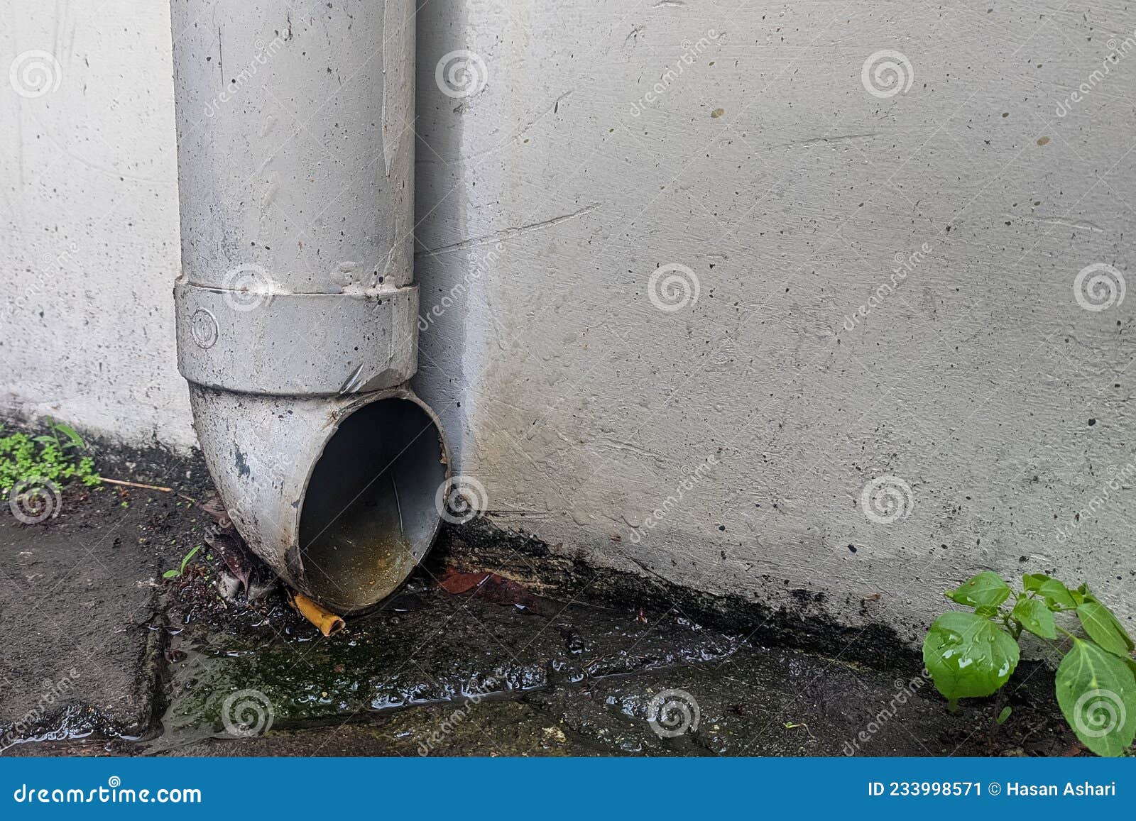 Rainwater Drain Pipe Attached To the Wall Stock Image - Image of soil ...