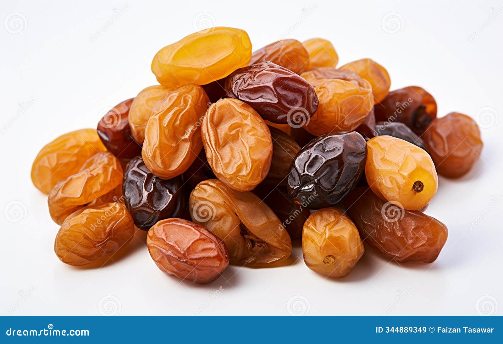 Raisin on Transparent Background Stock Illustration - Illustration of ...