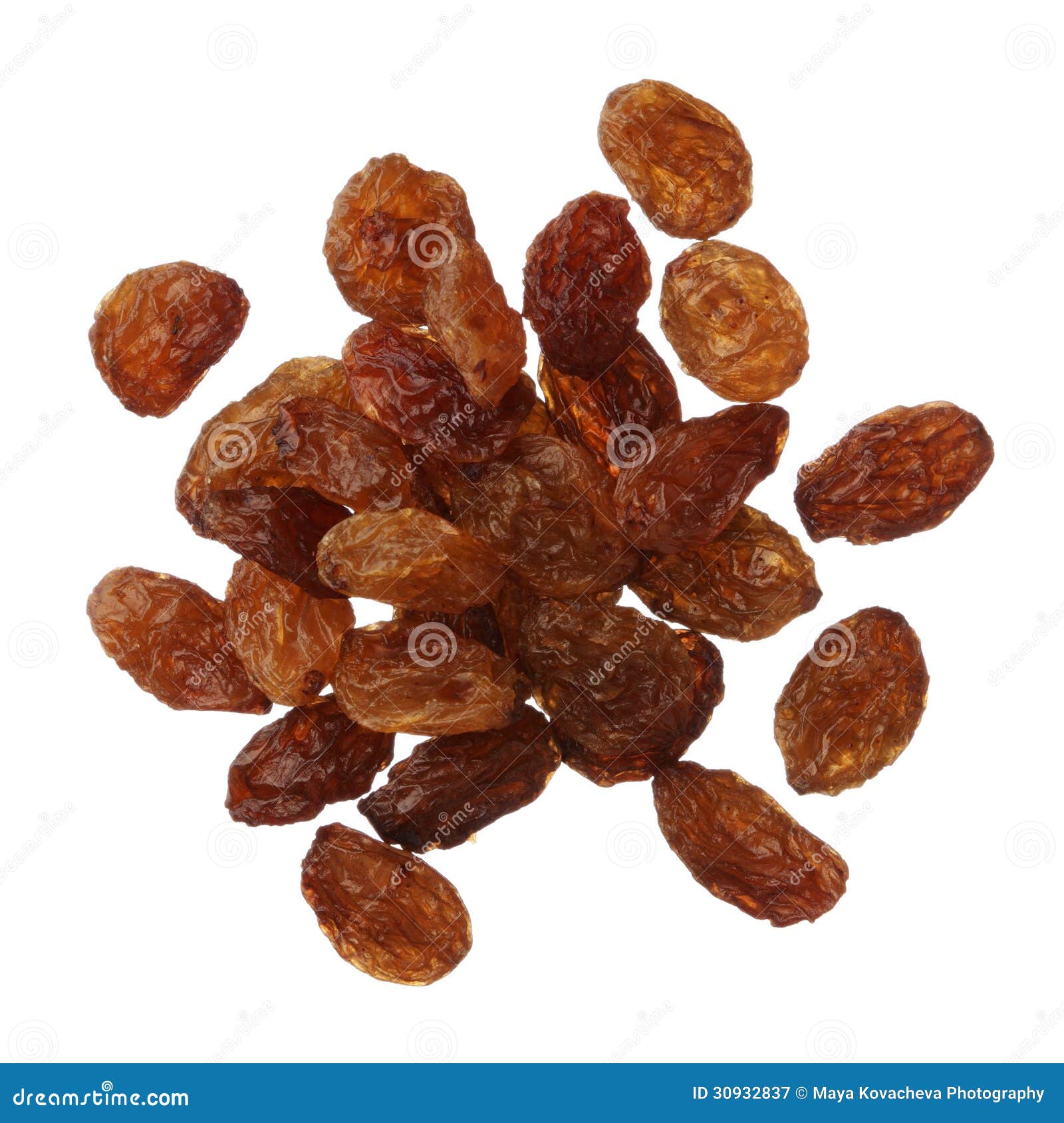 Raisins Isolated on White Background, Close Up Stock Image - Image of ...