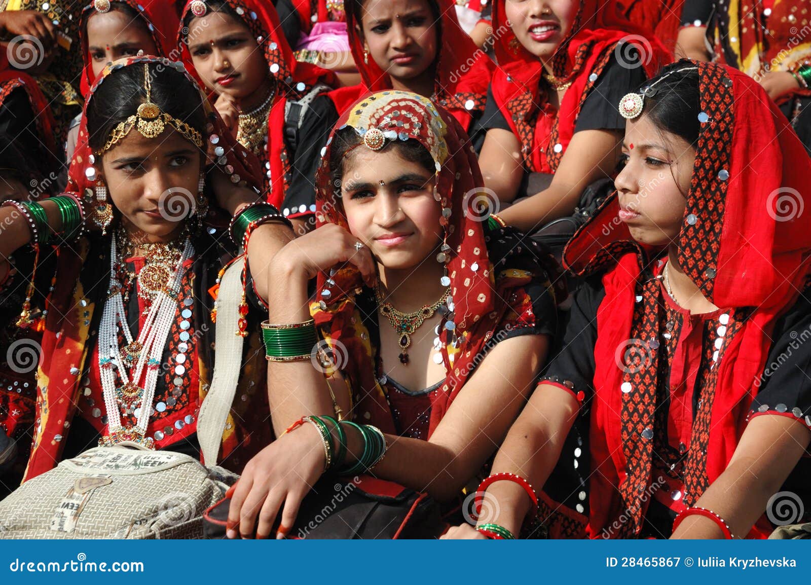 Rajasthani Girls are Preparing To Dance Perfomance in Pushkar Editorial ...