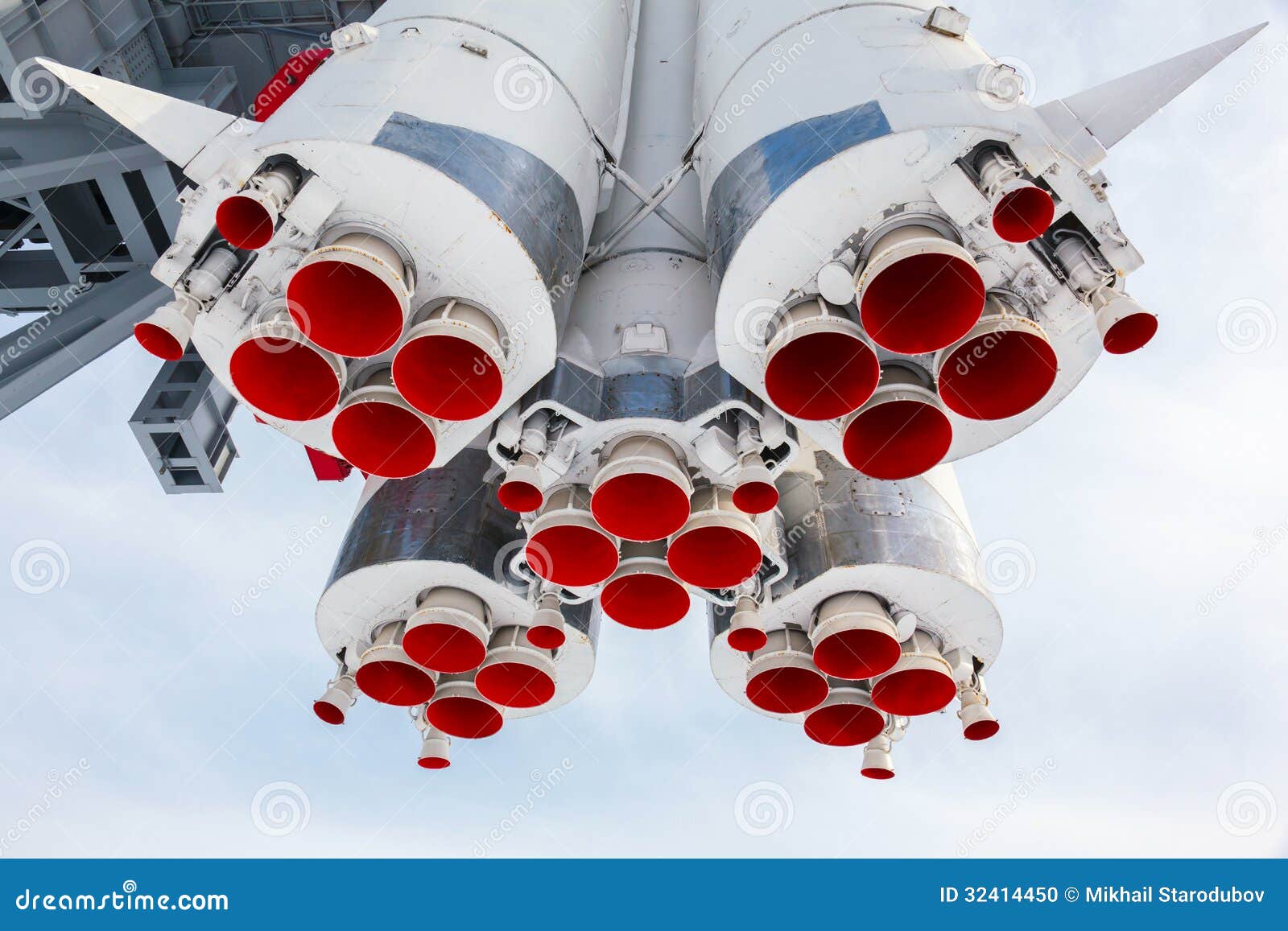 Raketmotor redaktionell foto. Bild av genombrott, raket - 32414450