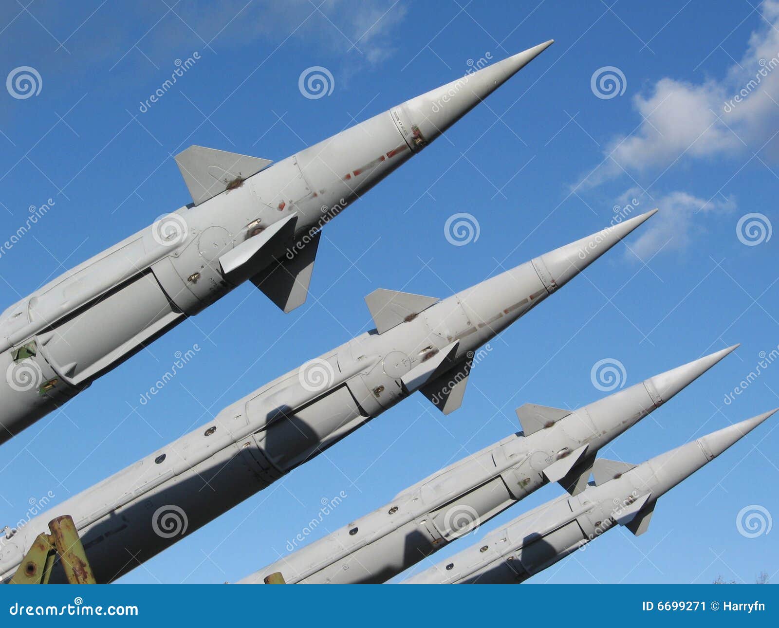 Raketten stock afbeelding. Afbeelding bestaande uit raket - 6699271