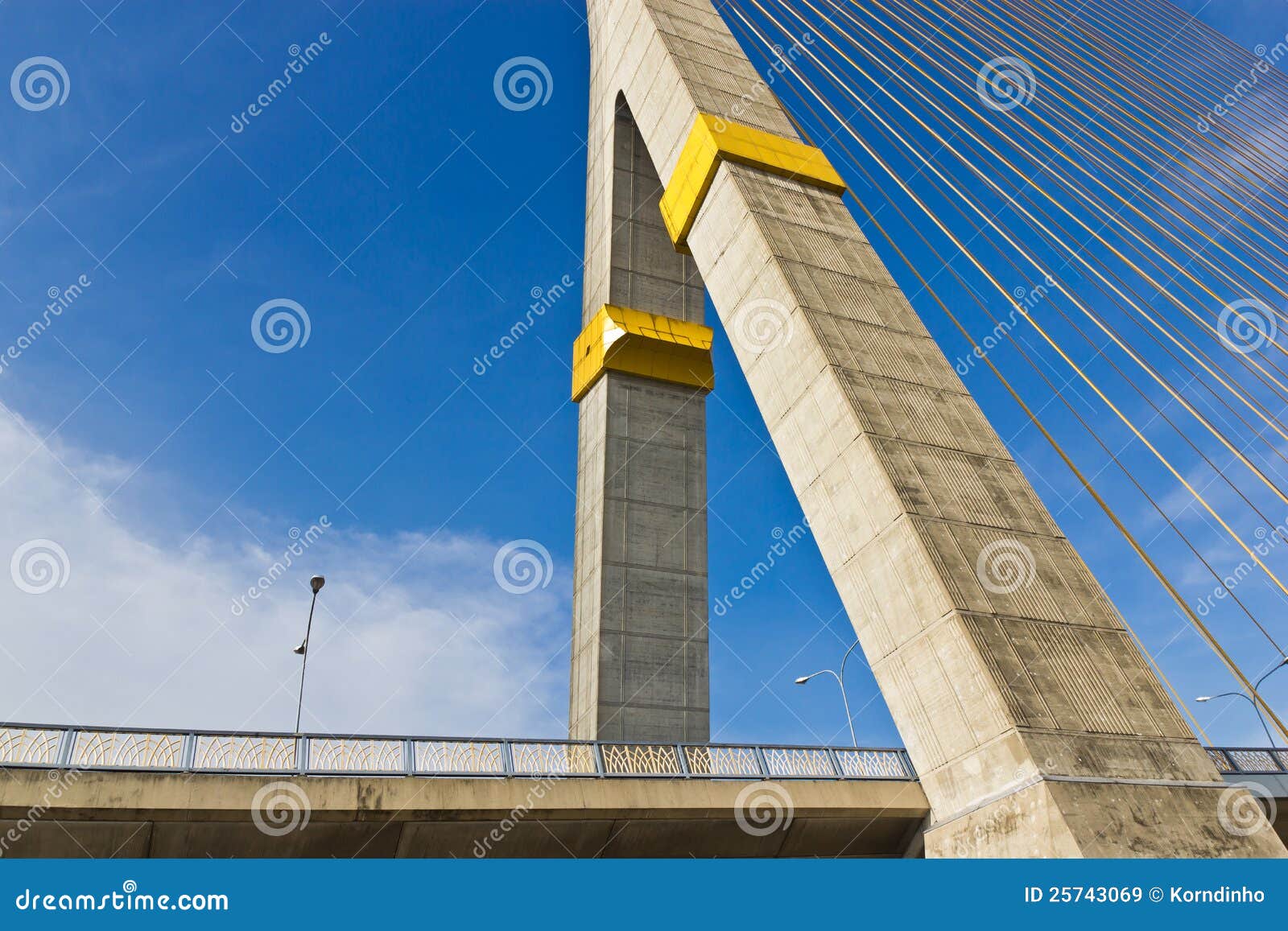 Rama VIII Bridge in Bangkok Stock Image - Image of eight, landmark ...