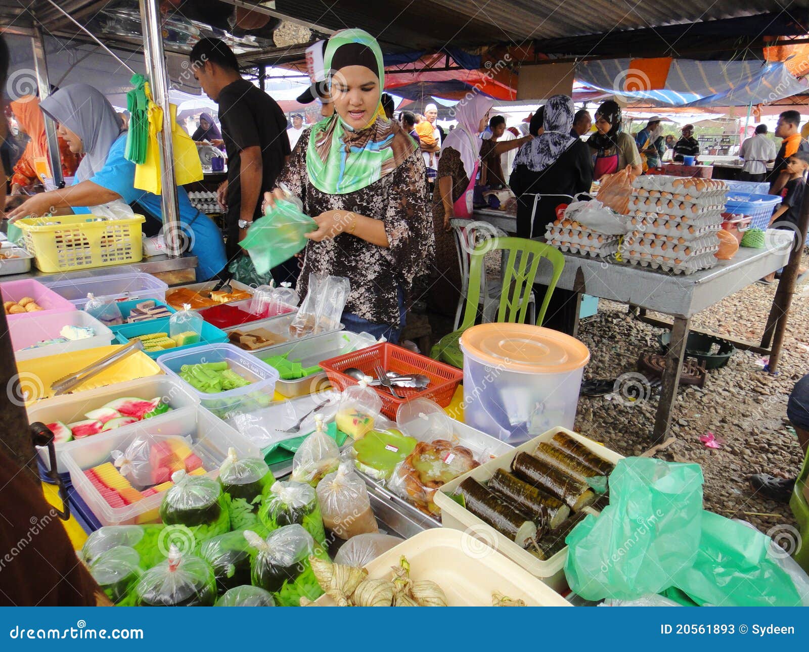 Ramadan cake seller editorial stock photo. Image of mussels - 20561893