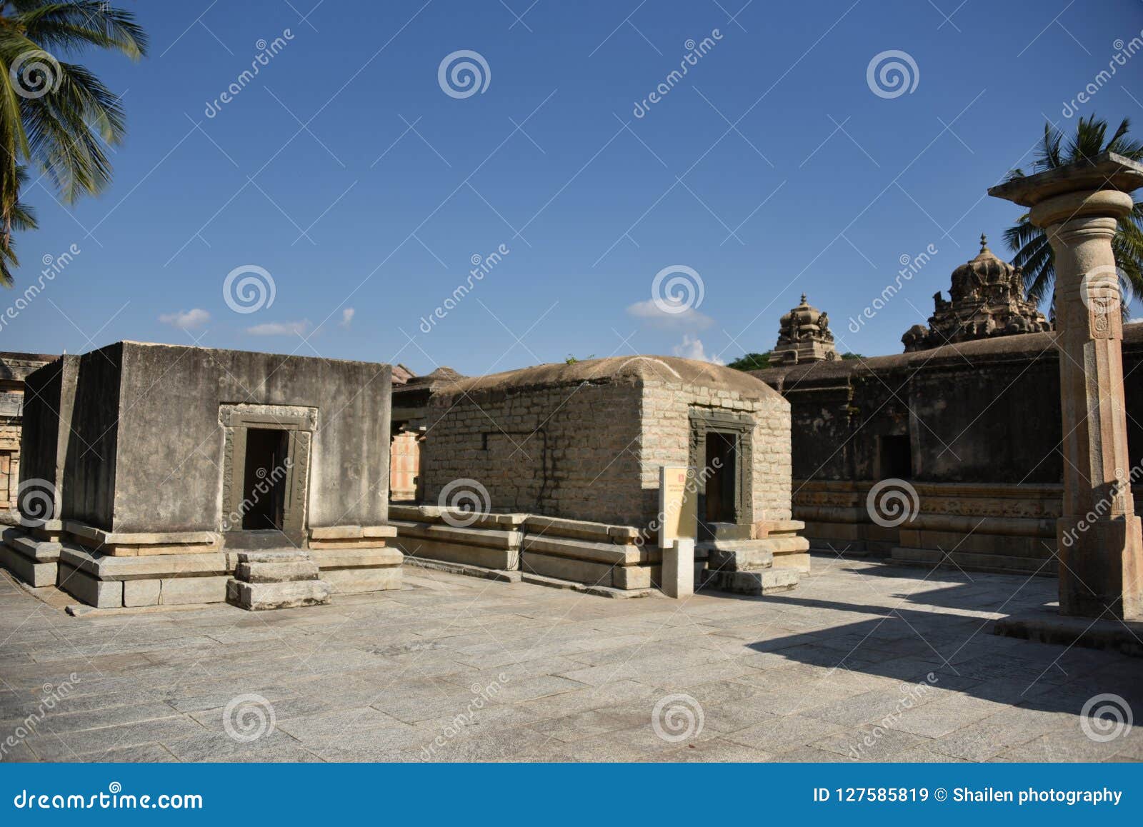 Ramalingeshwara Group of Temples, Avani, Karnataka Stock Image - Image ...