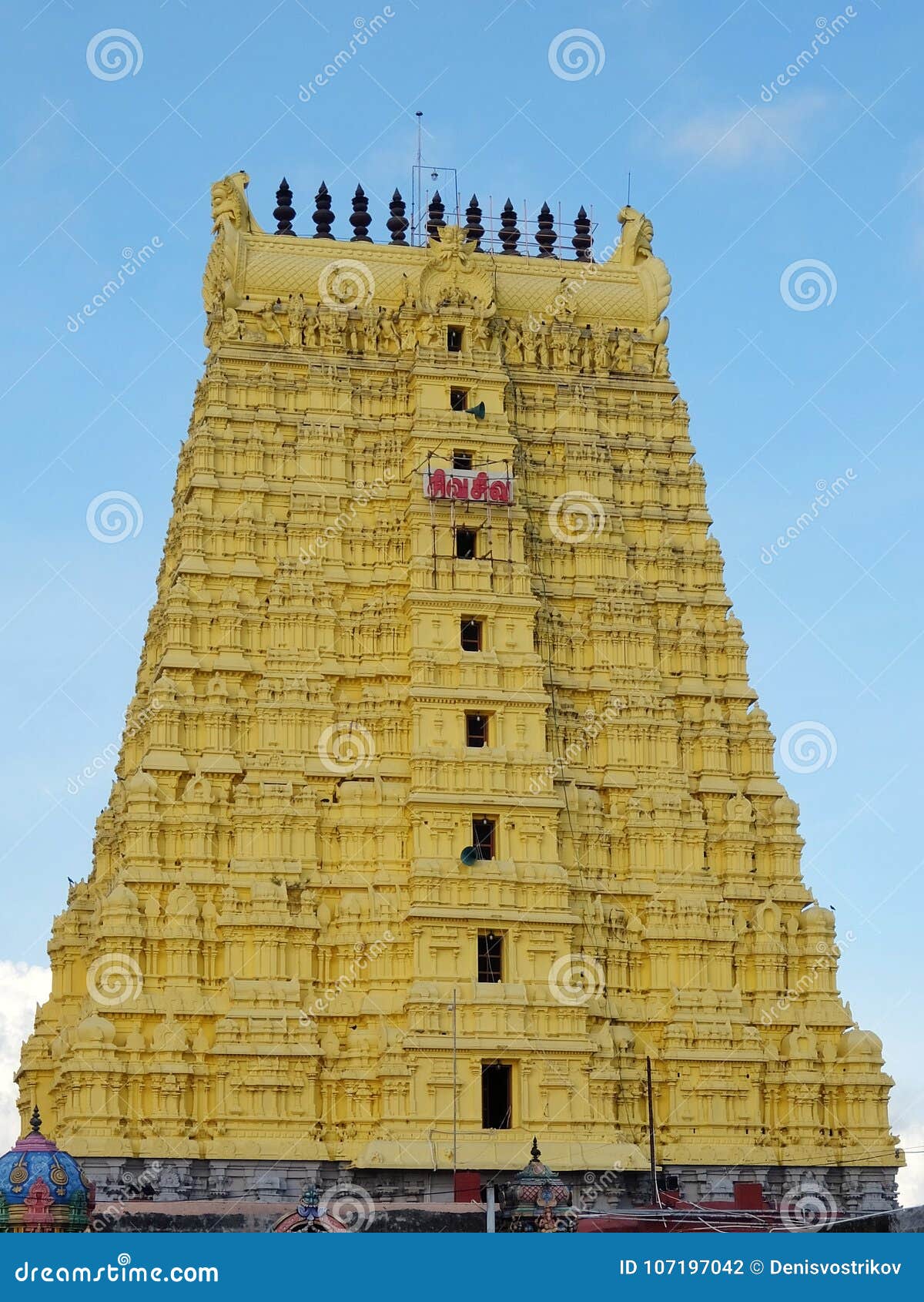 View of Arulmigu Ramanathaswamy Temple in Rameshwaram. Editorial ... View of Arulmigu Ramanathaswamy Temple in Rameshwaram. Editorial ...