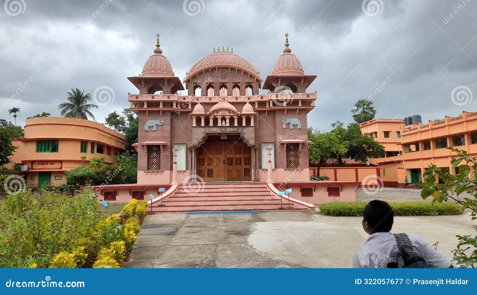 Ramkrishna mission ashram editorial photography. Image of ramakrishna ...