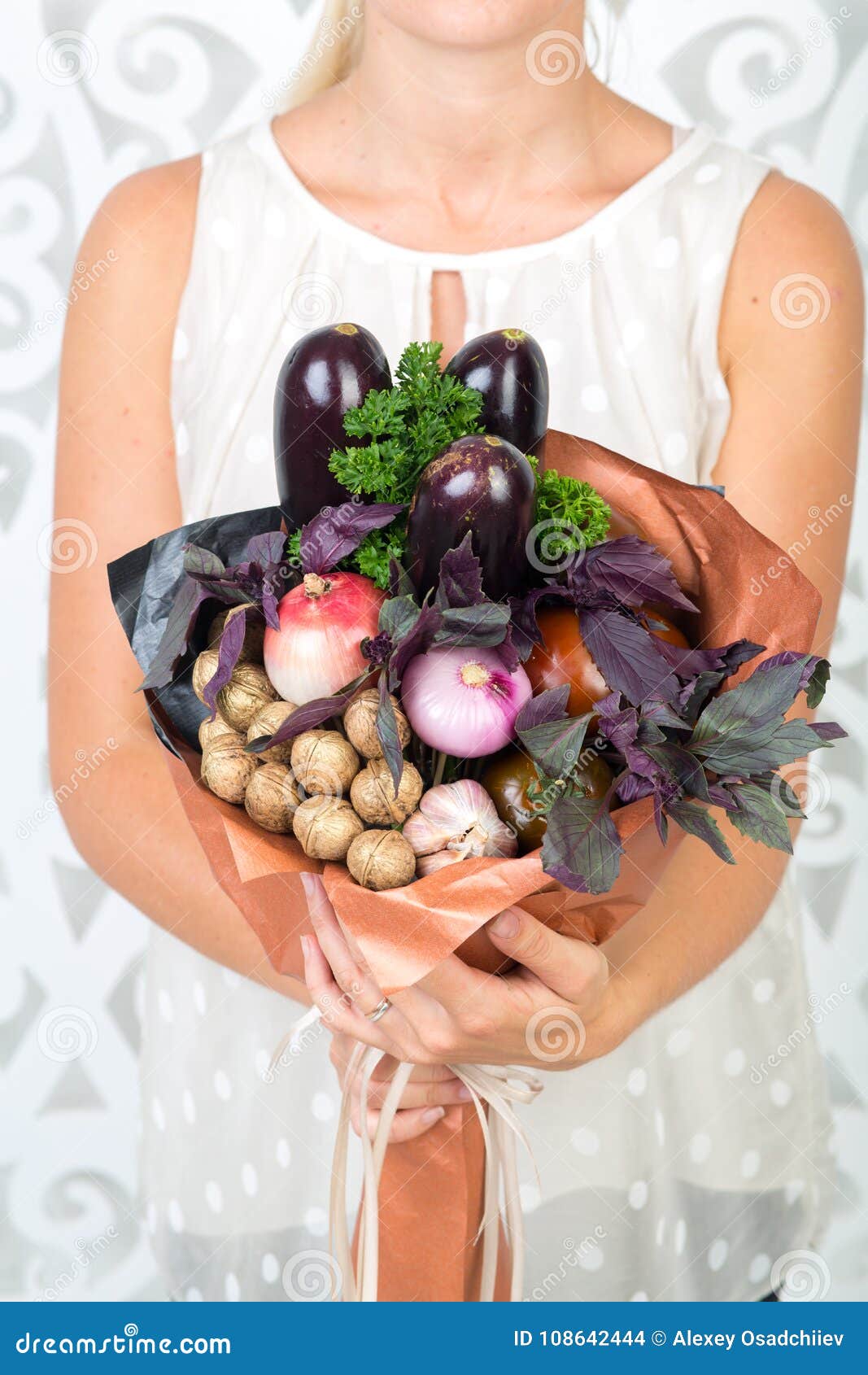 Ramo de verduras foto de archivo. Imagen de fruta, ingrediente - 108642444