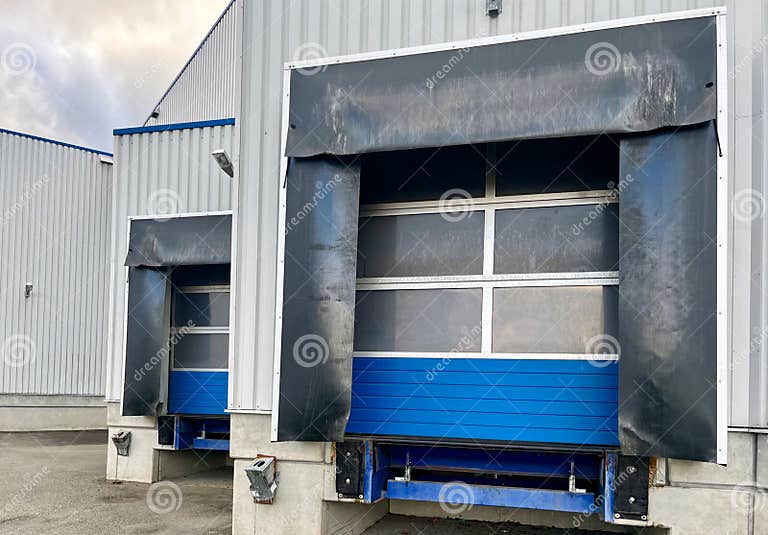 Ramp for Loading Cargo into Semi-trailers of Trucks. Ramp for Unloading ...