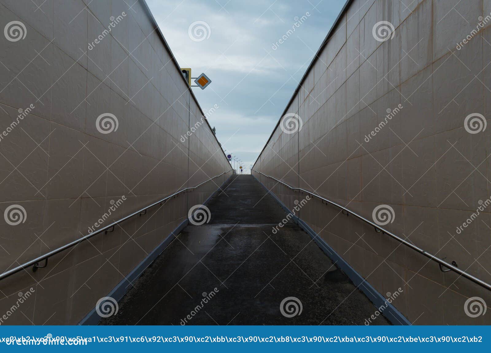 The Ramp of the Underpass 2 Stock Photo - Image of engineering, freeway ...