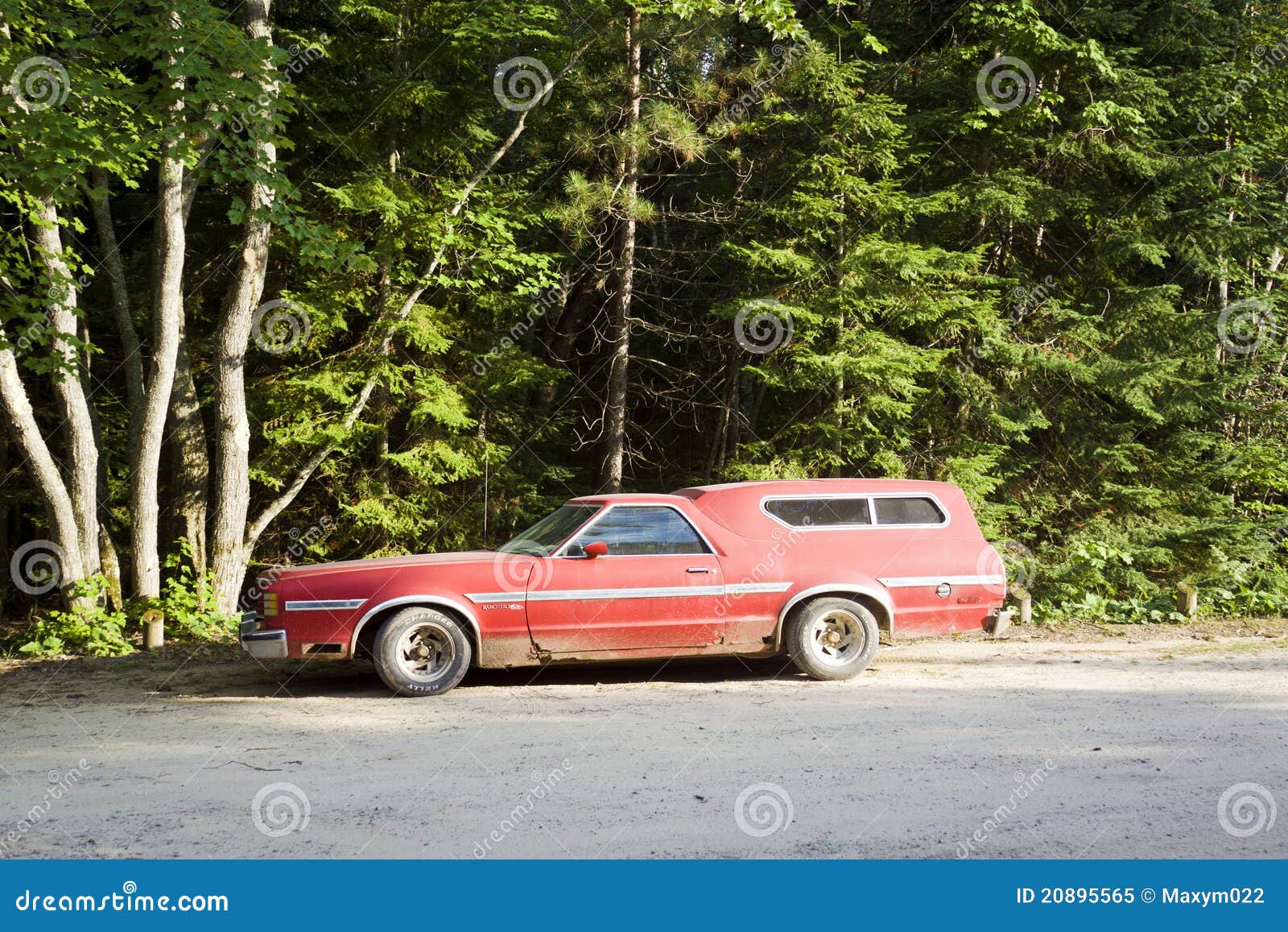 Ranchero de Ford imagen editorial. Imagen de transporte - 20895565