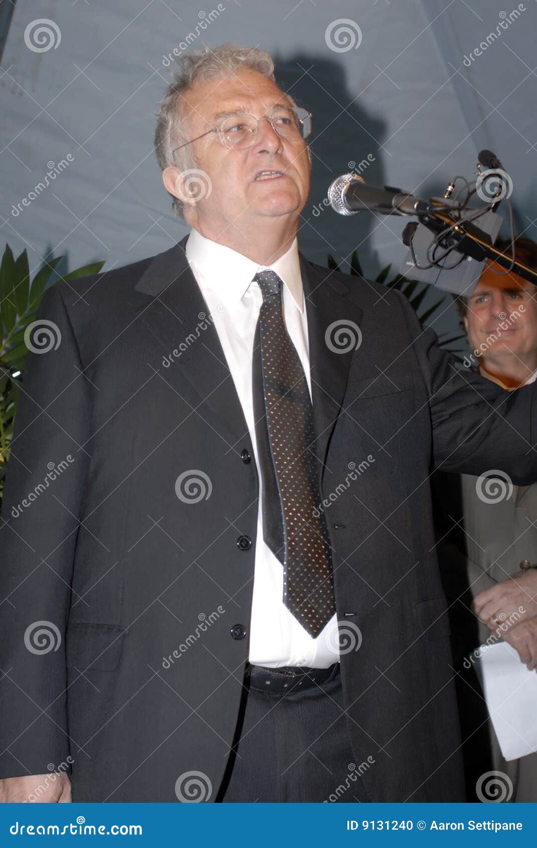 Randy Newman appearing. editorial image. Image of disney - 9131240