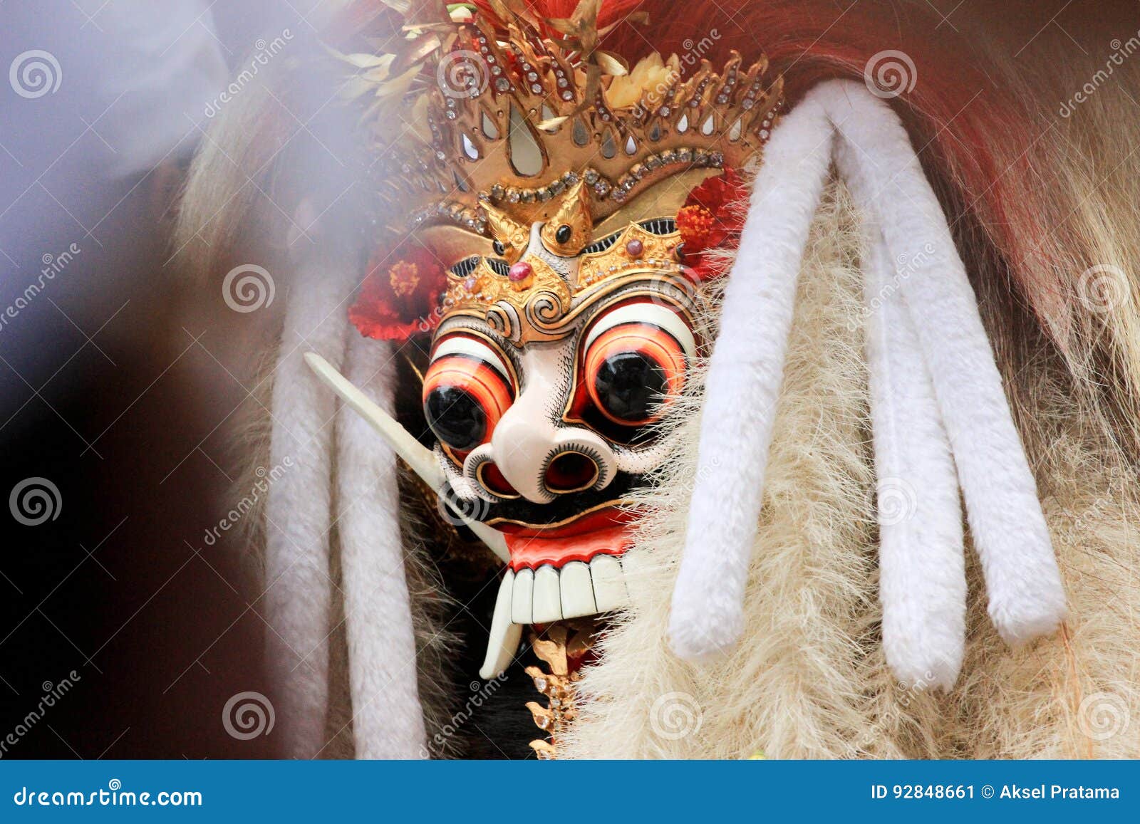 Rangda стоковое изображение. изображение насчитывающей природа - 92848661