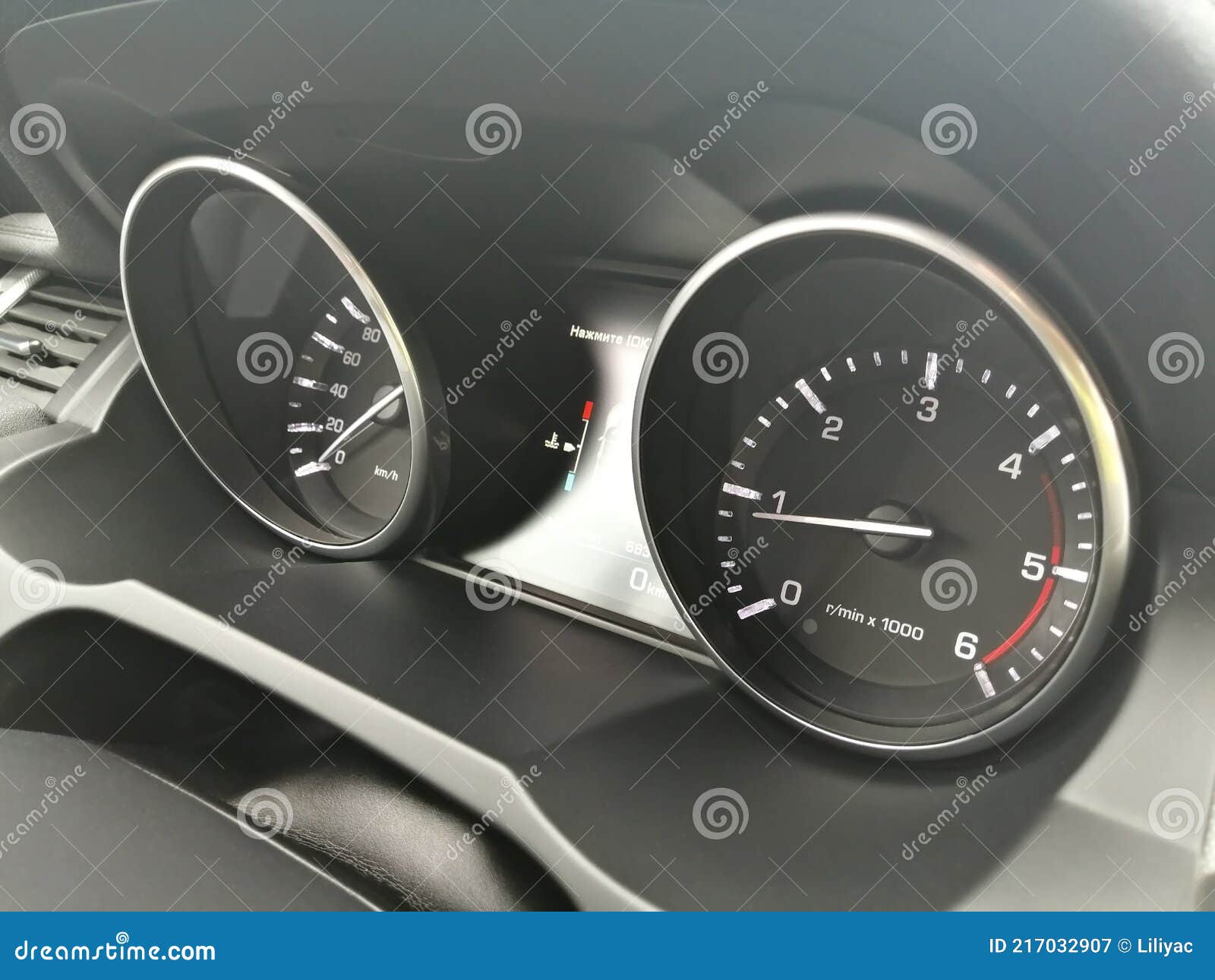 Range Rover Evoque. Car Interior - Speedometer Stock Image - Image of ...