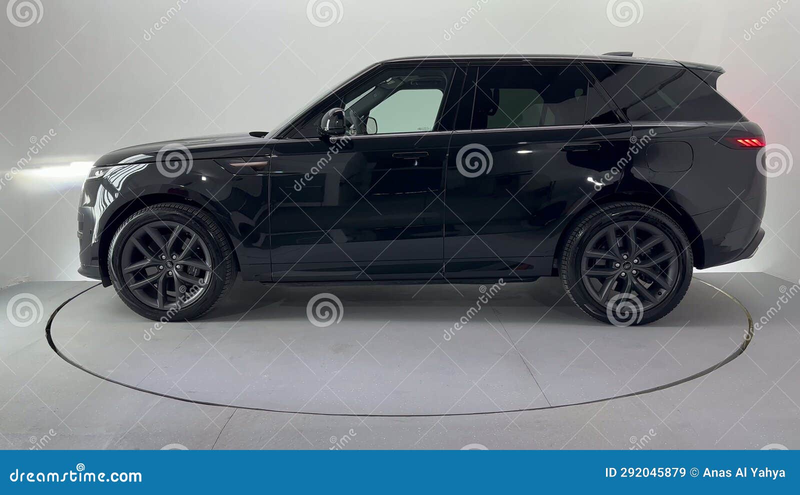 Range Rover Sport editorial stock image. Image of sport - 292045879