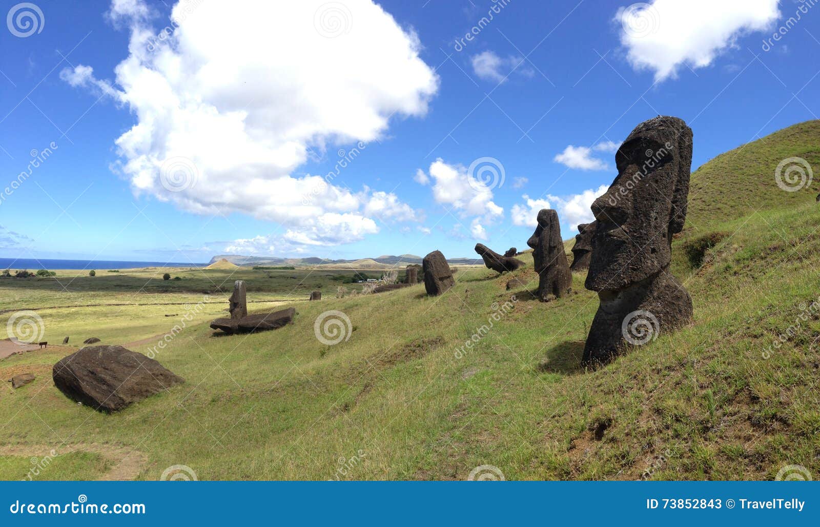 Rano Raraku Moai Factory Panorama Immagine Stock - Immagine di turismo ...