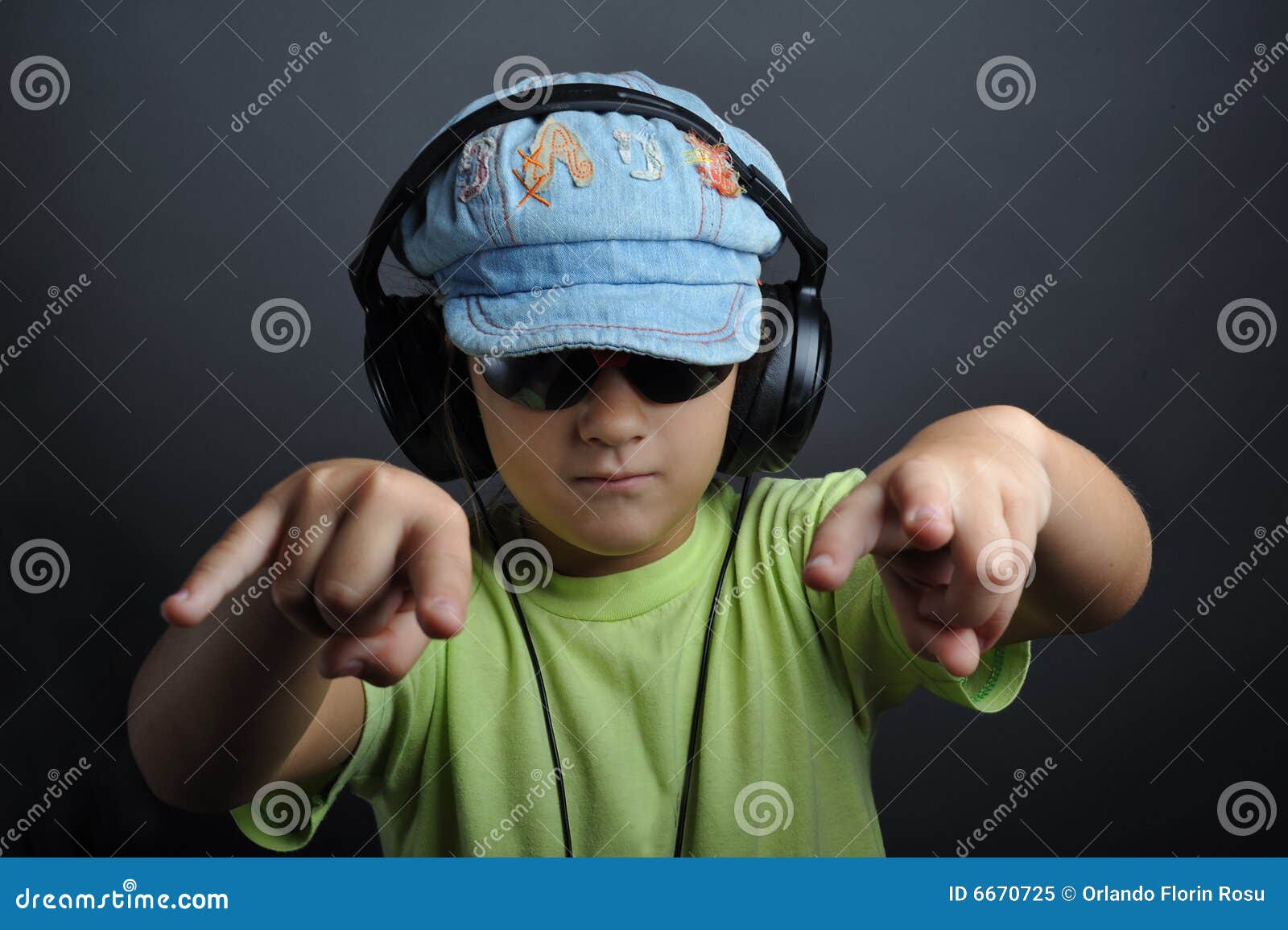 Rap stock image. Image of cool, head, people, phone, dance - 6670725