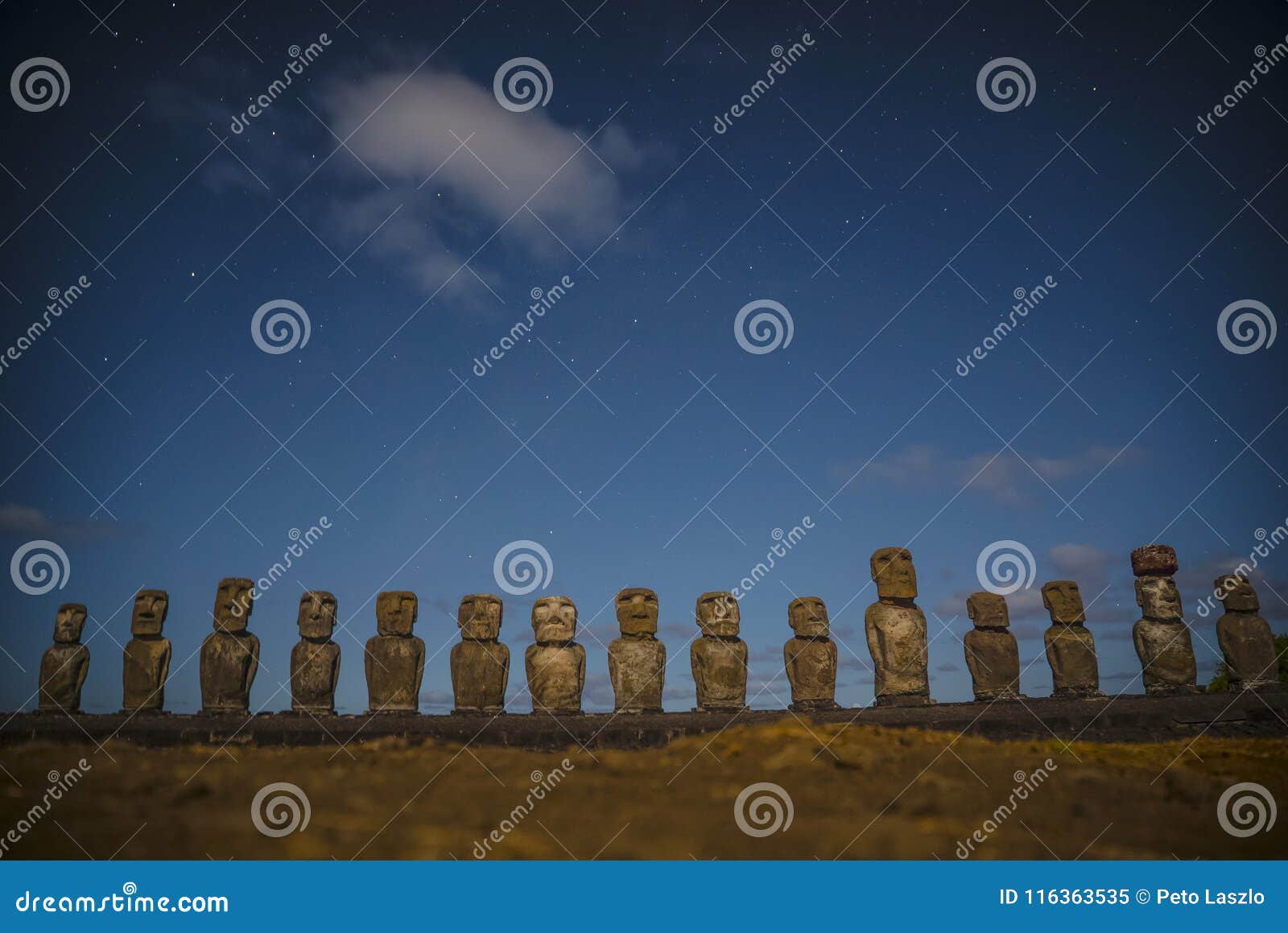 Rapa Nui Moai Statues Easter Island Stock Image - Image of ancient ...